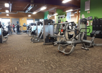 3 Best Gyms in Edmonton, AB - Expert Recommendations