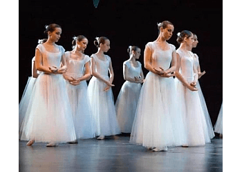 3 Meilleures écoles de danse à Gatineau, QC - Recommandations d'experts