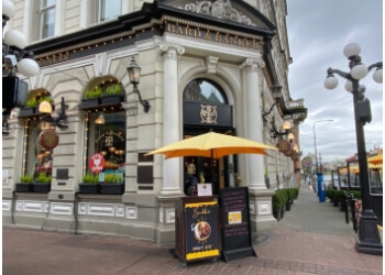 3 Best Sports Bars in Victoria, BC - ThreeBestRated