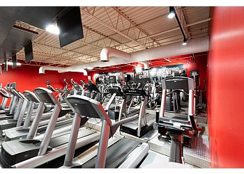 3 Best Gyms in Hamilton, ON - Expert Recommendations