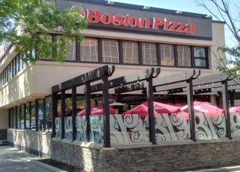 3 Best Pizza Places in Edmonton, AB - Expert Recommendations