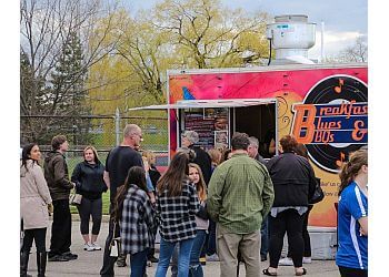 3 Best Food Trucks in Kitchener, ON - Expert Recommendations
