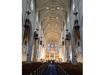 3 Best Churches in Hamilton, ON - Expert Recommendations