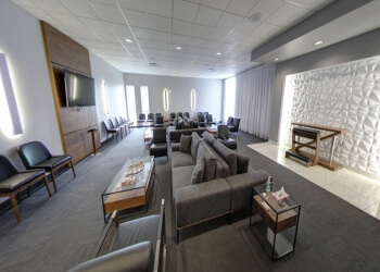 3 Meilleures Maisons Funéraires à Laval, QC - Recommandations d'experts