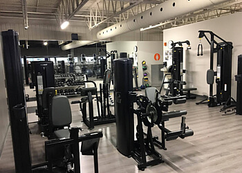 3 Meilleurs Gymnases à Laval, QC - Recommandations d'Experts