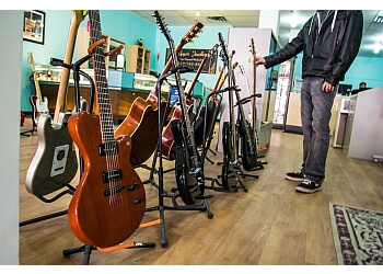 3 Best Pawn Shops in Kitchener, ON - Expert Recommendations