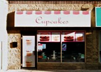 3 Best Cakes in Hamilton, ON - Expert Recommendations