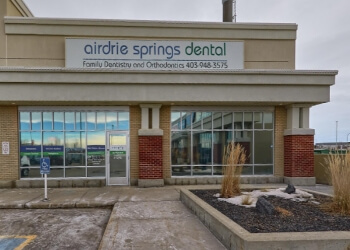 3 Best Dentists in Airdrie, AB - Expert Recommendations