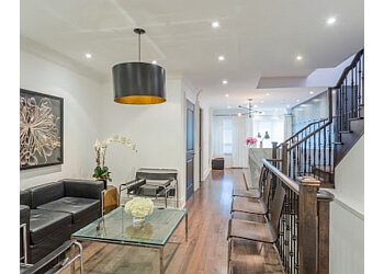 3 Best Plastic Surgeon in Toronto, ON - Expert Recommendations