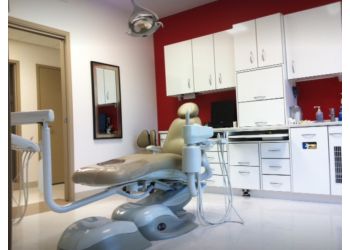 3 Meilleurs Dentistes à Sherbrooke, QC - Recommandations d'experts
