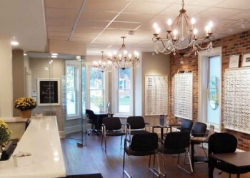 3 Best Optometrists in Milton, ON - Expert Recommendations