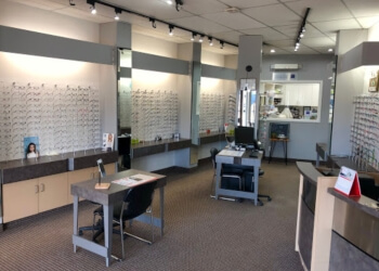 3 Best Optometrists in Sherwood Park, AB - Expert Recommendations