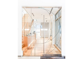 3 Best Dermatologists in Vancouver, BC - Expert Recommendations