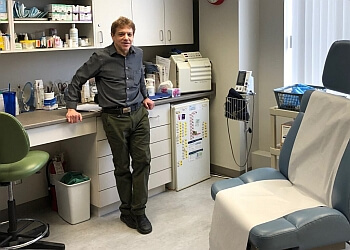 3 Best Dermatologists in Ottawa, ON - Expert Recommendations