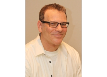 3 Best Cosmetic Dentists in Brampton, ON - ThreeBestRated