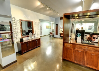 3 Best Optometrists in Prince George, BC - Expert Recommendations