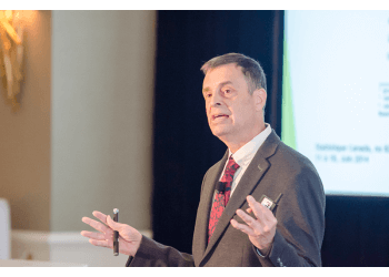 3 Meilleurs Neurologues à Laval, QC - Recommandations d'Experts