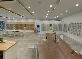 3 Best Optometrists in Waterloo, ON - Expert Recommendations