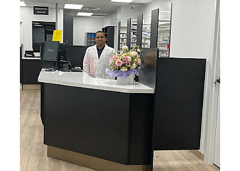 3 Best Pharmacies in Toronto, ON - Expert Recommendations