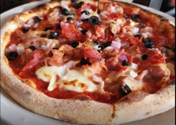 3 Best Pizza Places in Grande Prairie, AB - Expert Recommendations