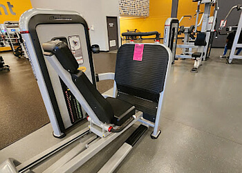 3 Best Gyms in Lethbridge, AB - Expert Recommendations