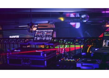 3 Best Night Clubs in Windsor, ON - Expert Recommendations