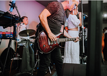 3 Best Entertainment Companies in Vancouver, BC - Expert Recommendations