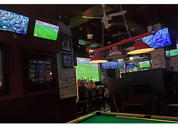 3 Best Sports Bars in Toronto, ON - Expert Recommendations