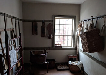 3 Best Landmarks in Kitchener, ON - Expert Recommendations