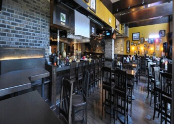 3 Best Pubs in Edmonton, AB - Expert Recommendations