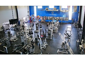 3 Best Gyms in Lethbridge, AB - Expert Recommendations