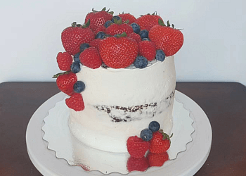 3 Best Cakes in Milton, ON - Expert Recommendations