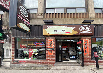 3 Best Chinese Restaurants in Montreal, QC - Expert Recommendations