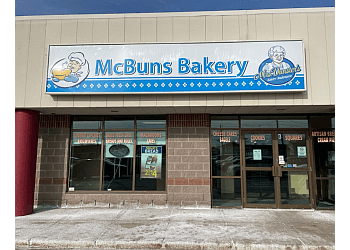 3 Best Cakes in Moncton, NB - Expert Recommendations