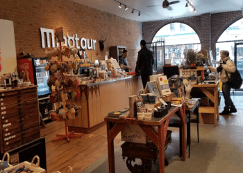 3 Best Gift Shops in Kingston, ON - Expert Recommendations