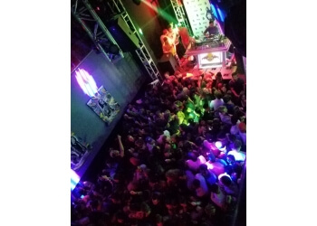 3 Best Night Clubs in Hamilton, ON - Expert Recommendations