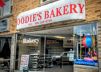 3 Best Bakeries in Niagara Falls, ON - Expert Recommendations