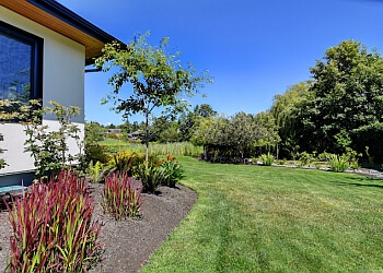 3 Best Landscaping Companies in Victoria, BC - Expert Recommendations