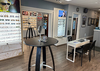 3 Best Opticians in Oshawa, ON - Expert Recommendations