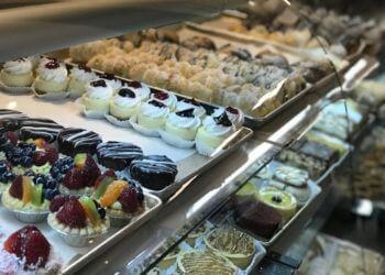3 Best Bakeries in Aurora, ON - Expert Recommendations