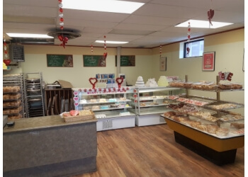 3 Best Cakes in Regina, SK - ThreeBestRated