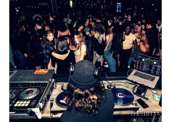 3 Best Night Clubs in Winnipeg, MB - Expert Recommendations