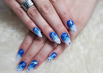 3 Best Nail Salons in Laval, QC - Expert Recommendations