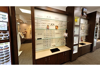 3 Best Opticians in Kitchener, ON - Expert Recommendations