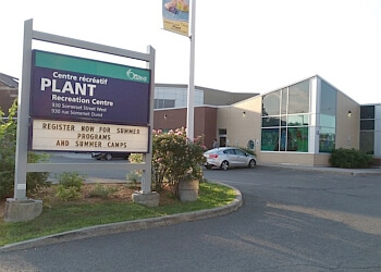3 Best Recreation Centers in Ottawa, ON - Expert Recommendations