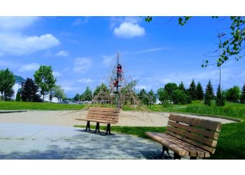 3 Best Public Parks in Laval, QC - Expert Recommendations
