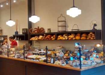 3 Best Bakeries in Vancouver, BC - Expert Recommendations