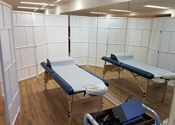 3 Best Acupuncture in Mississauga, ON - Expert Recommendations