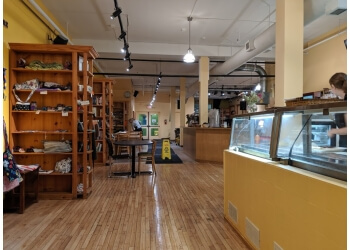 3 Best Vegetarian Restaurants in Kitchener, ON - Expert Recommendations