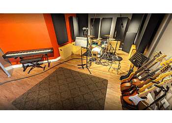 3 Best Music Schools in Edmonton, AB - Expert Recommendations